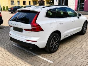 White Volvo XC60 2020 in Riga, with an engine capacity of 2.00 L and mileage of 130 thousand km for 21900 €, photo 4 on AUTOMOTO.COM.LV