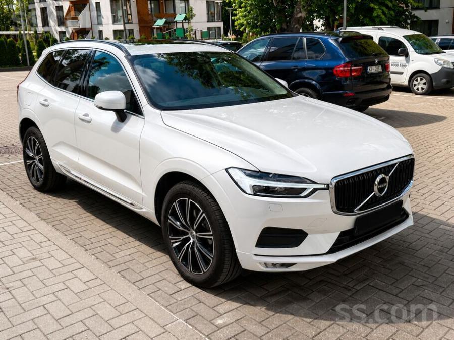 White Volvo XC60 2020 in Riga, with an engine capacity of 2.00 L and mileage of 130 thousand km for 21900 €, photo 6 on AUTOMOTO.COM.LV