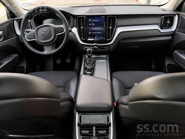 White Volvo XC60 2020 in Riga, with an engine capacity of 2.00 L and mileage of 130 thousand km for 21900 €, photo 10 on AUTOMOTO.COM.LV