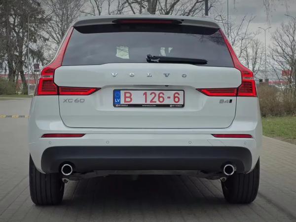 Balts Volvo XC60 2020 Rīga, ar dzinēja tilpumu 2.00 L un nobraukumu 223 tūkst. km par 19300 €, foto 5 vietnē AUTOMOTO.COM.LV