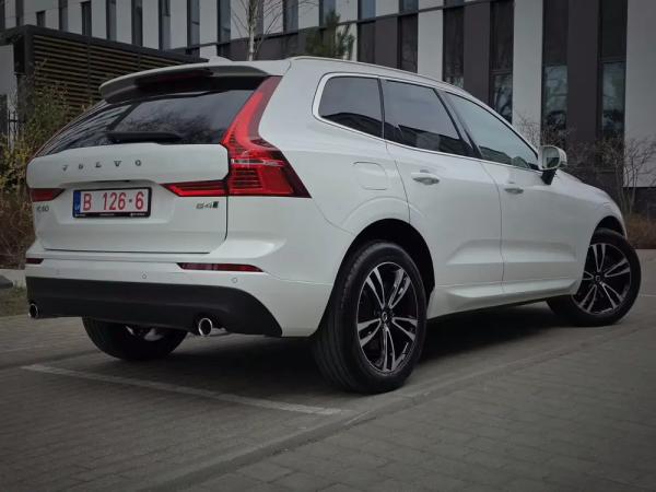 Balts Volvo XC60 2020 Rīga, ar dzinēja tilpumu 2.00 L un nobraukumu 223 tūkst. km par 19300 €, foto 6 vietnē AUTOMOTO.COM.LV