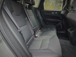 White Volvo XC60 2020 in Riga, with an engine capacity of 2.00 L and mileage of 223 thousand km for 19300 €, photo 18 on AUTOMOTO.COM.LV
