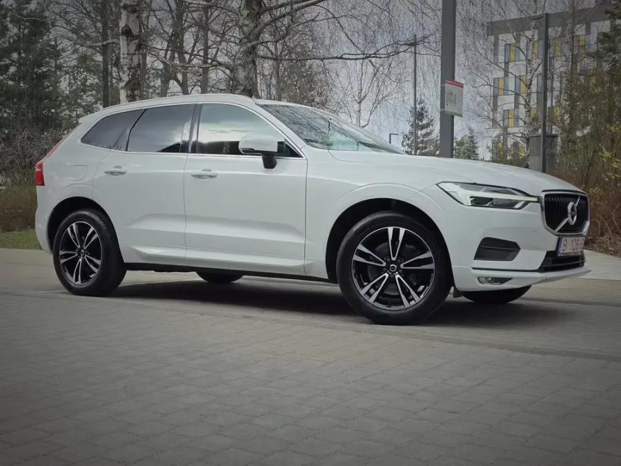 White Volvo XC60 2020 in Riga, with an engine capacity of 2.00 L and mileage of 223 thousand km for 19300 €, photo 23 on AUTOMOTO.COM.LV