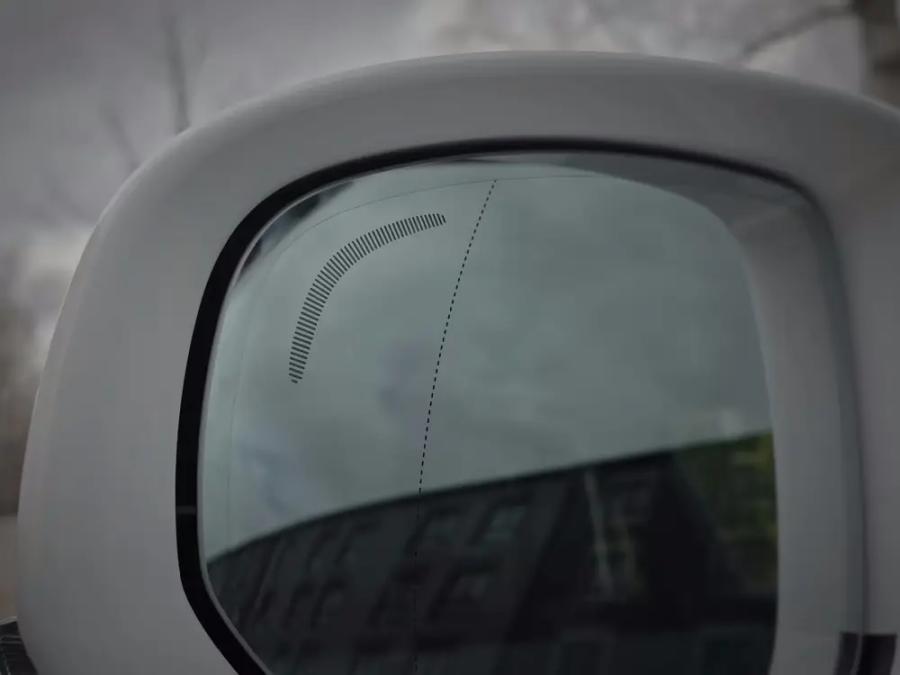White Volvo XC60 2020 in Riga, with an engine capacity of 2.00 L and mileage of 223 thousand km for 19300 €, photo 25 on AUTOMOTO.COM.LV