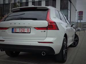 White Volvo XC60 2020 in Riga, with an engine capacity of 2.00 L and mileage of 223 thousand km for 19300 €, photo 26 on AUTOMOTO.COM.LV
