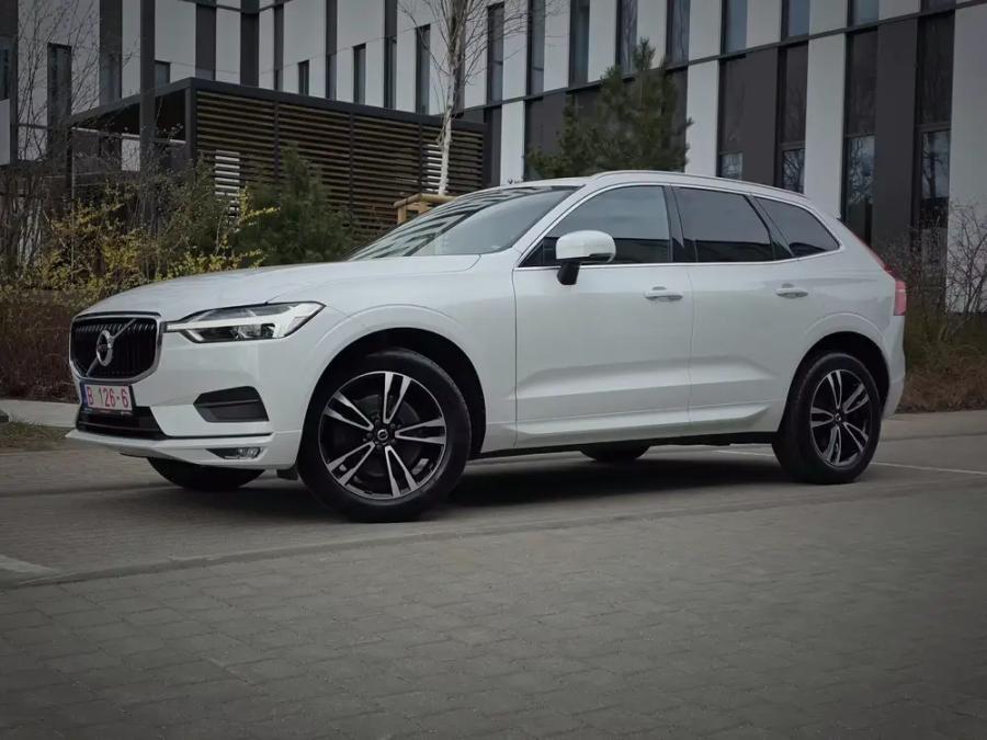 White Volvo XC60 2020 in Riga, with an engine capacity of 2.00 L and mileage of 223 thousand km for 19300 €, photo 31 on AUTOMOTO.COM.LV