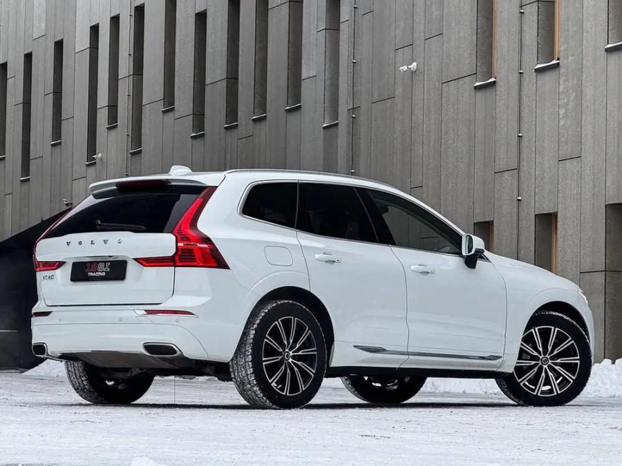 Balts Volvo XC60 2020 Rīga, ar dzinēja tilpumu 2.00 L un nobraukumu 54 tūkst. km par 21200 €, foto 4 vietnē AUTOMOTO.COM.LV