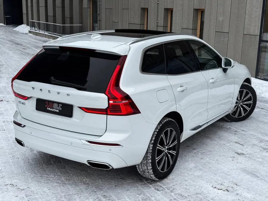 Balts Volvo XC60 2020 Rīga, ar dzinēja tilpumu 2.00 L un nobraukumu 54 tūkst. km par 21200 €, foto 40 vietnē AUTOMOTO.COM.LV