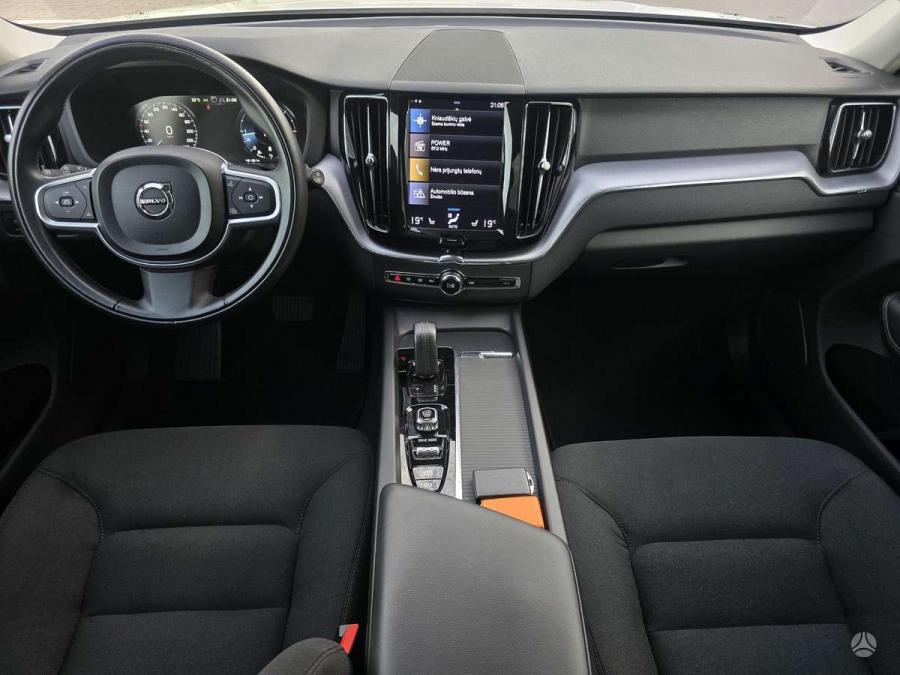 Balts Volvo XC60 2020 Panevēža, ar dzinēja tilpumu 1.97 L un nobraukumu 47 tūkst. km par 24999 €, foto 12 vietnē AUTOMOTO.COM.LV