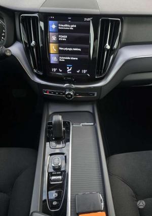 Balts Volvo XC60 2020 Panevēža, ar dzinēja tilpumu 1.97 L un nobraukumu 47 tūkst. km par 24999 €, foto 25 vietnē AUTOMOTO.COM.LV
