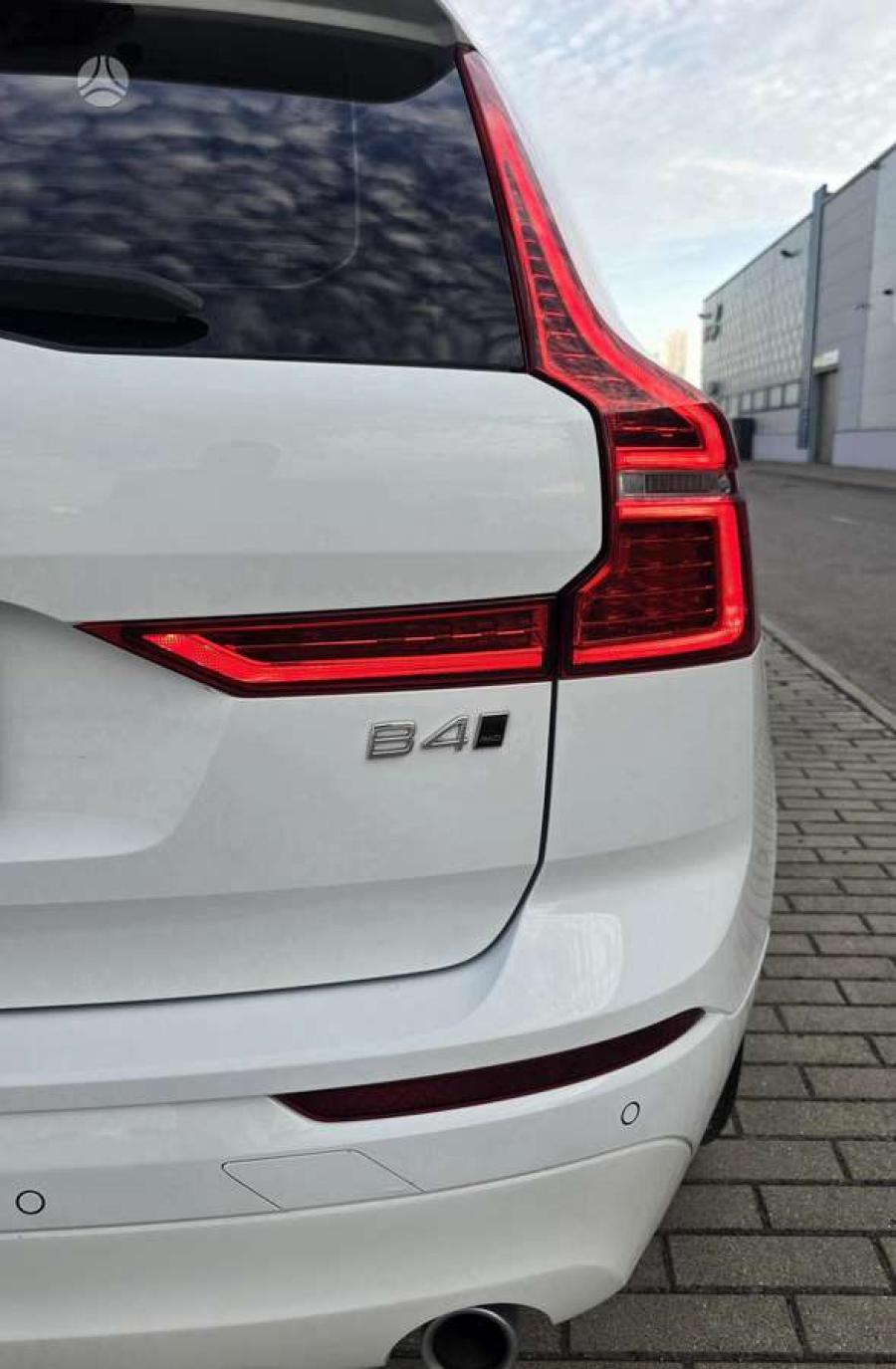 Balts Volvo XC60 2020 Panevēža, ar dzinēja tilpumu 1.97 L un nobraukumu 47 tūkst. km par 24999 €, foto 36 vietnē AUTOMOTO.COM.LV