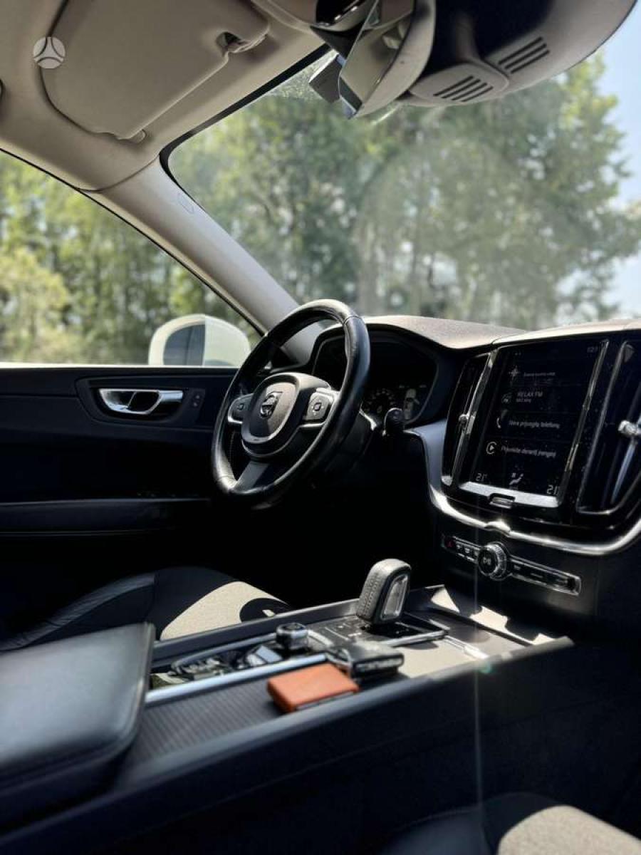 Balts Volvo XC60 2020 Kauņa, ar dzinēja tilpumu 1.97 L un nobraukumu 197 tūkst. km par 21499 €, foto 16 vietnē AUTOMOTO.COM.LV