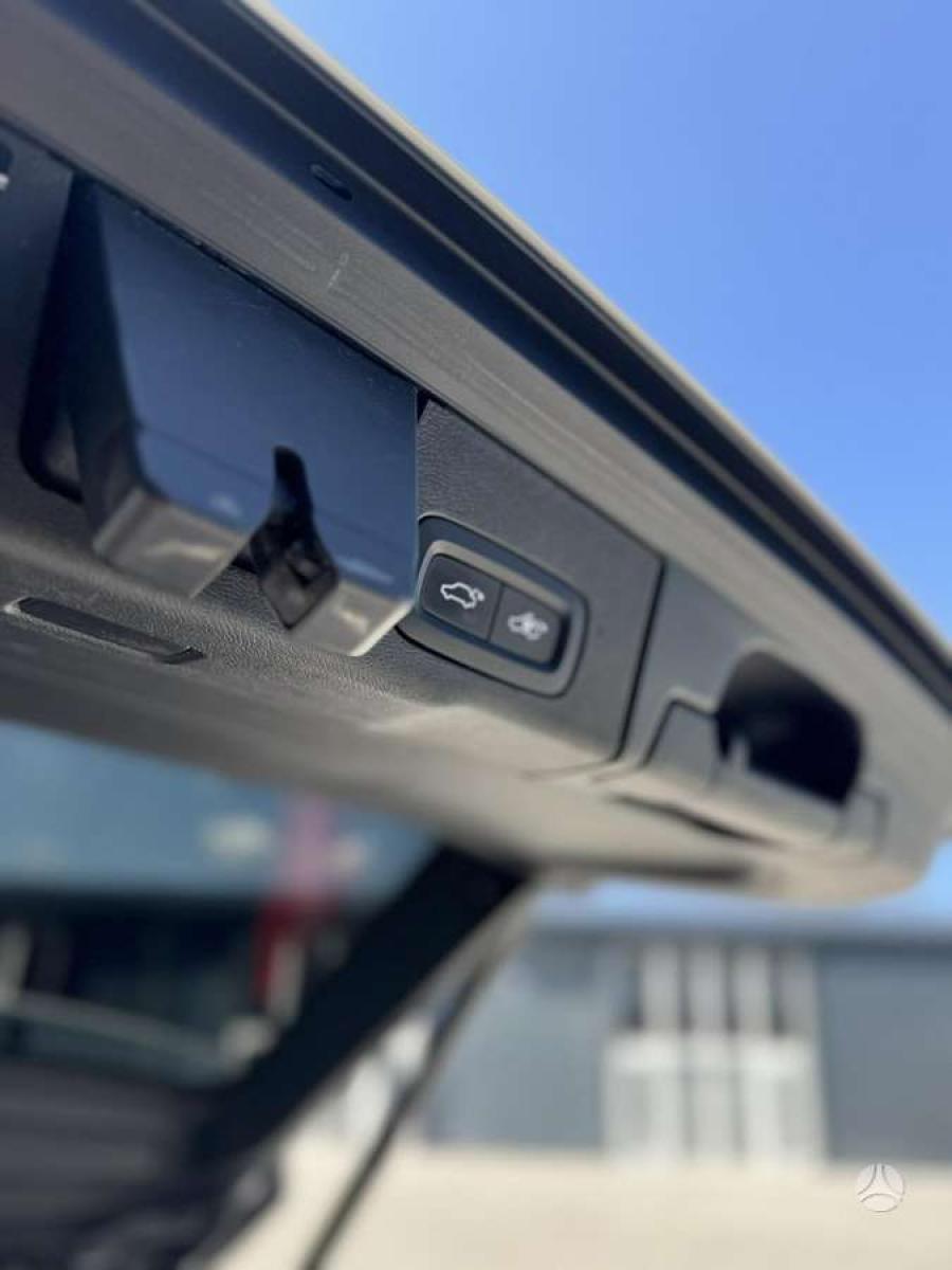 Balts Volvo XC60 2020 Kauņa, ar dzinēja tilpumu 1.97 L un nobraukumu 197 tūkst. km par 21499 €, foto 19 vietnē AUTOMOTO.COM.LV