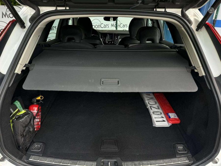 Balts Volvo XC60 2020 Viļņa, ar dzinēja tilpumu 1.97 L un nobraukumu 238 tūkst. km par 19000 €, foto 16 vietnē AUTOMOTO.COM.LV