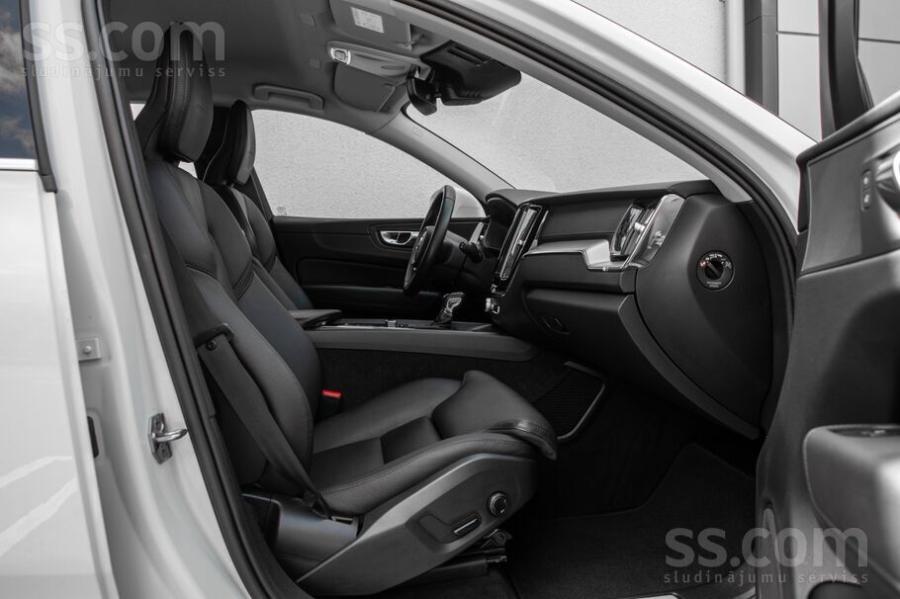White Volvo XC60 2020 in Riga, with an engine capacity of 2.00 L and mileage of 0 thousand km for 18990 €, photo 12 on AUTOMOTO.COM.LV