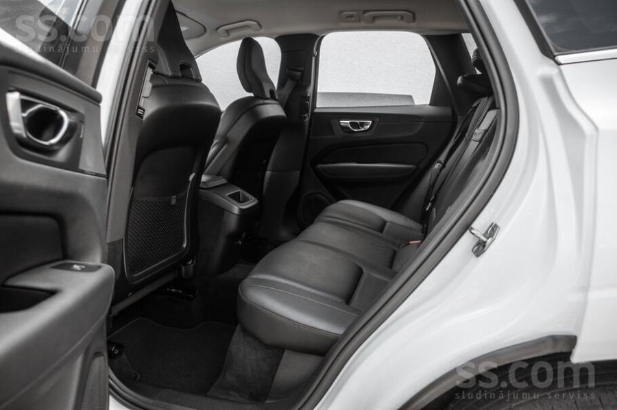 White Volvo XC60 2020 in Riga, with an engine capacity of 2.00 L and mileage of 0 thousand km for 18990 €, photo 13 on AUTOMOTO.COM.LV