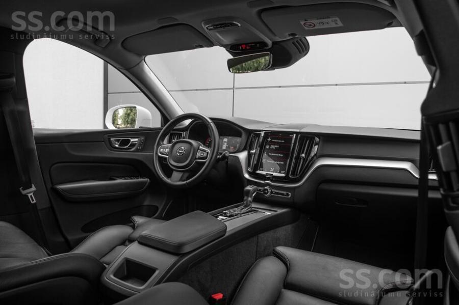 White Volvo XC60 2020 in Riga, with an engine capacity of 2.00 L and mileage of 0 thousand km for 18990 €, photo 16 on AUTOMOTO.COM.LV