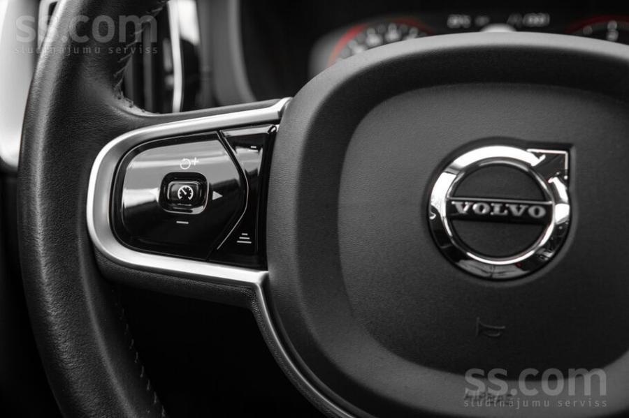 White Volvo XC60 2020 in Riga, with an engine capacity of 2.00 L and mileage of 0 thousand km for 18990 €, photo 19 on AUTOMOTO.COM.LV