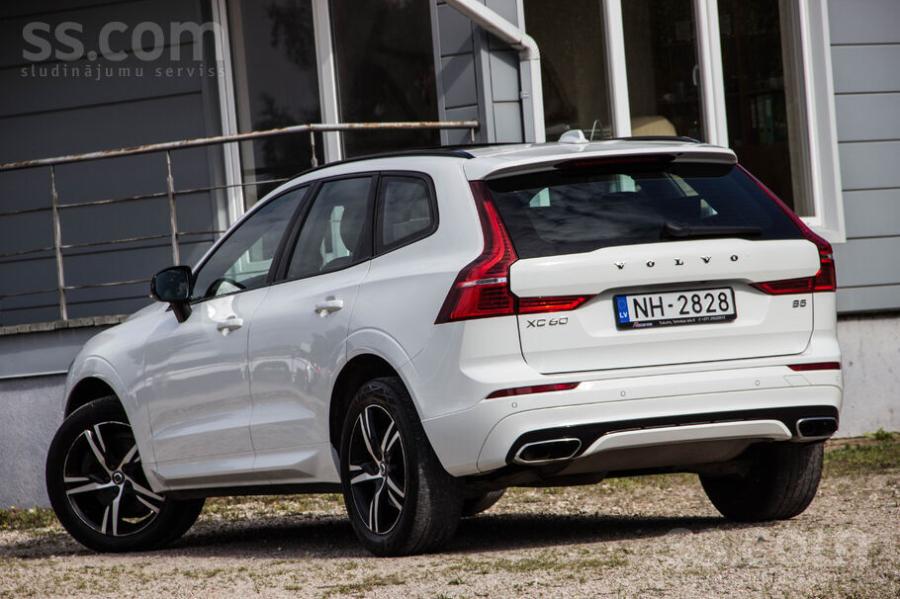White Volvo XC60 2020 in Tukums, with an engine capacity of 2.00 L and mileage of 85 thousand km for 27800 €, photo 5 on AUTOMOTO.COM.LV