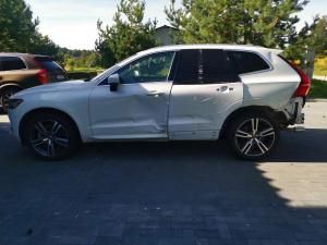 Balts Volvo XC60 2020 Viļņa, ar dzinēja tilpumu 2.00 L un nobraukumu 116 tūkst. km par 15900 €, foto 5 vietnē AUTOMOTO.COM.LV