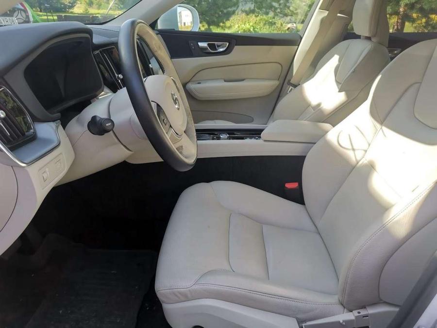 Balts Volvo XC60 2020 Viļņa, ar dzinēja tilpumu 2.00 L un nobraukumu 116 tūkst. km par 15900 €, foto 11 vietnē AUTOMOTO.COM.LV