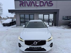 White Volvo XC60 2021 in Siauliai, with an engine capacity of 1.97 L and mileage of 205 thousand km for 26500 €, photo 4 on AUTOMOTO.COM.LV