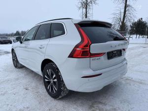 White Volvo XC60 2021 in Siauliai, with an engine capacity of 1.97 L and mileage of 205 thousand km for 26500 €, photo 7 on AUTOMOTO.COM.LV