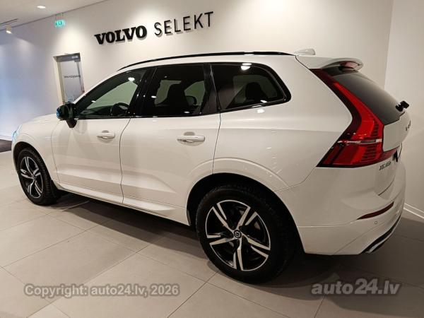 Balts Volvo XC60 2021 Tallina, ar dzinēja tilpumu 2.00 L un nobraukumu 96 tūkst. km par 32800 €, foto 2 vietnē AUTOMOTO.COM.LV