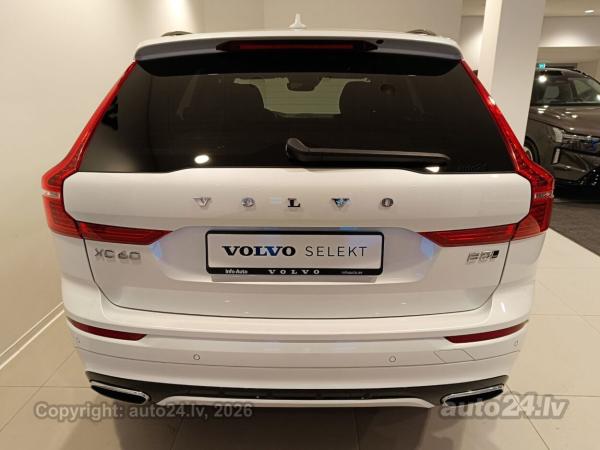 Balts Volvo XC60 2021 Tallina, ar dzinēja tilpumu 2.00 L un nobraukumu 96 tūkst. km par 32800 €, foto 5 vietnē AUTOMOTO.COM.LV