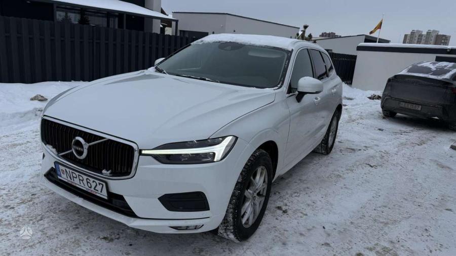 White Volvo XC60 2021 in Kedainiai, with an engine capacity of 2.00 L and mileage of 233 thousand km for 20500 €, photo 1 on AUTOMOTO.COM.LV