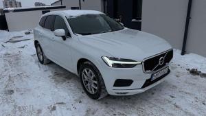 White Volvo XC60 2021 in Kedainiai, with an engine capacity of 2.00 L and mileage of 233 thousand km for 20500 €, photo 2 on AUTOMOTO.COM.LV