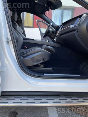 Balts Volvo XC60 2021 Bauska, ar dzinēja tilpumu 2.00 L un nobraukumu 95 tūkst. km par 33000 €, foto 14 vietnē AUTOMOTO.COM.LV