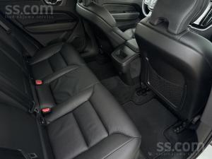 Balts Volvo XC60 2021 Rīga, ar dzinēja tilpumu 2.00 L un nobraukumu 127 tūkst. km par 28550 €, foto 13 vietnē AUTOMOTO.COM.LV