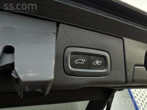 Balts Volvo XC60 2021 Rīga, ar dzinēja tilpumu 2.00 L un nobraukumu 127 tūkst. km par 28550 €, foto 16 vietnē AUTOMOTO.COM.LV