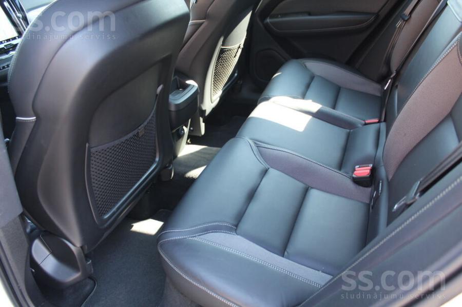 Balts Volvo XC60 2021 Liepāja, ar dzinēja tilpumu 2.00 L un nobraukumu 120 tūkst. km par 28500 €, foto 10 vietnē AUTOMOTO.COM.LV