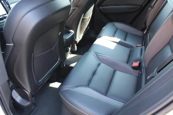 Balts Volvo XC60 2021 Liepāja, ar dzinēja tilpumu 2.00 L un nobraukumu 120 tūkst. km par 28500 €, foto 9 vietnē AUTOMOTO.COM.LV