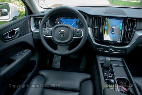Balts Volvo XC60 2021 Tallina, ar dzinēja tilpumu 2.00 L un nobraukumu 136 tūkst. km par 33990 €, foto 3 vietnē AUTOMOTO.COM.LV