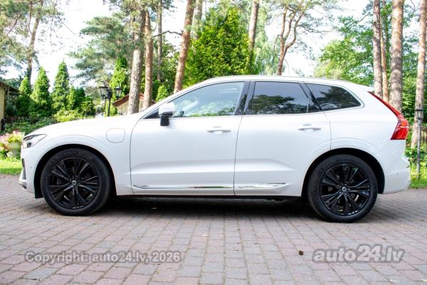 Balts Volvo XC60 2021 Tallina, ar dzinēja tilpumu 2.00 L un nobraukumu 136 tūkst. km par 33990 €, foto 6 vietnē AUTOMOTO.COM.LV