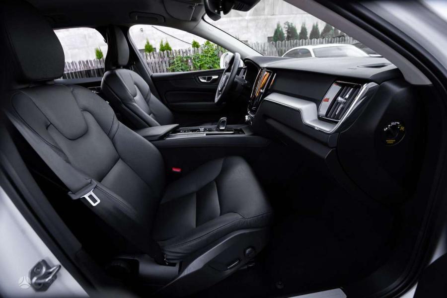 Balts Volvo XC60 2021 Jelgava, ar dzinēja tilpumu 1.97 L un nobraukumu 248 tūkst. km par 20200 €, foto 21 vietnē AUTOMOTO.COM.LV