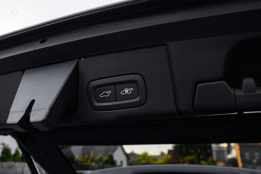 Balts Volvo XC60 2021 Jelgava, ar dzinēja tilpumu 1.97 L un nobraukumu 248 tūkst. km par 20200 €, foto 27 vietnē AUTOMOTO.COM.LV
