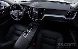 White Volvo XC60 2021 in Riga, with an engine capacity of 2.00 L and mileage of 0 thousand km for 21200 €, photo 9 on AUTOMOTO.COM.LV