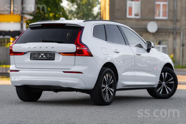 Balts Volvo XC60 2021 Rīga, ar dzinēja tilpumu 2.00 L un nobraukumu 0 tūkst. km par 21200 €, foto 6 vietnē AUTOMOTO.COM.LV