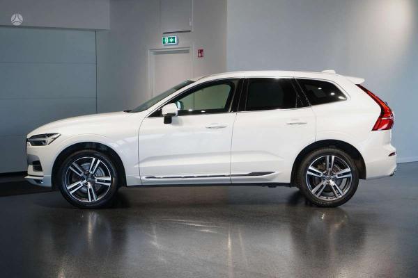 Balts Volvo XC60 2021 Viļņa, ar dzinēja tilpumu 1.97 L un nobraukumu 148 tūkst. km par 31700 €, foto 2 vietnē AUTOMOTO.COM.LV