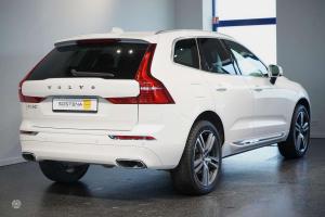Balts Volvo XC60 2021 Viļņa, ar dzinēja tilpumu 1.97 L un nobraukumu 148 tūkst. km par 31700 €, foto 4 vietnē AUTOMOTO.COM.LV