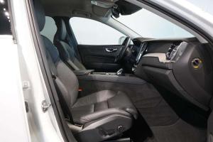 Balts Volvo XC60 2021 Viļņa, ar dzinēja tilpumu 1.97 L un nobraukumu 148 tūkst. km par 31700 €, foto 11 vietnē AUTOMOTO.COM.LV