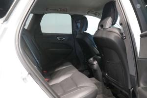Balts Volvo XC60 2021 Viļņa, ar dzinēja tilpumu 1.97 L un nobraukumu 148 tūkst. km par 31700 €, foto 13 vietnē AUTOMOTO.COM.LV