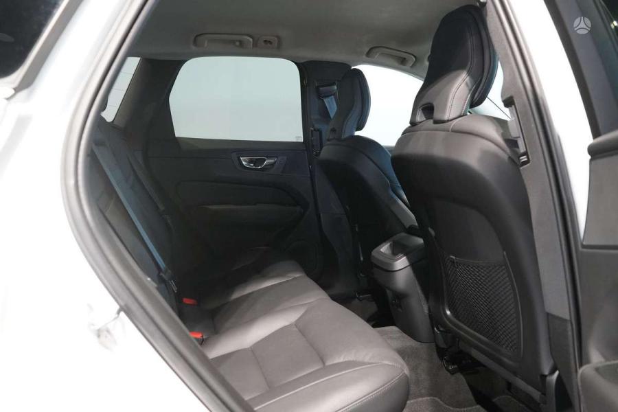 Balts Volvo XC60 2021 Viļņa, ar dzinēja tilpumu 1.97 L un nobraukumu 148 tūkst. km par 31700 €, foto 13 vietnē AUTOMOTO.COM.LV