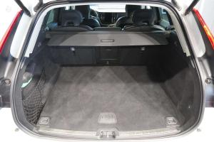 Balts Volvo XC60 2021 Viļņa, ar dzinēja tilpumu 1.97 L un nobraukumu 148 tūkst. km par 31700 €, foto 14 vietnē AUTOMOTO.COM.LV