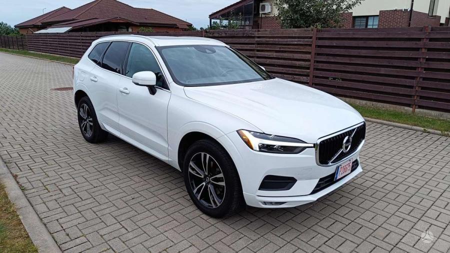 White Volvo XC60 2021 in Klaipeda, with an engine capacity of 2.00 L and mileage of 90 thousand km for 22000 €, photo 4 on AUTOMOTO.COM.LV