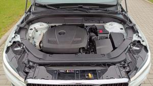 White Volvo XC60 2021 in Klaipeda, with an engine capacity of 2.00 L and mileage of 90 thousand km for 22000 €, photo 50 on AUTOMOTO.COM.LV